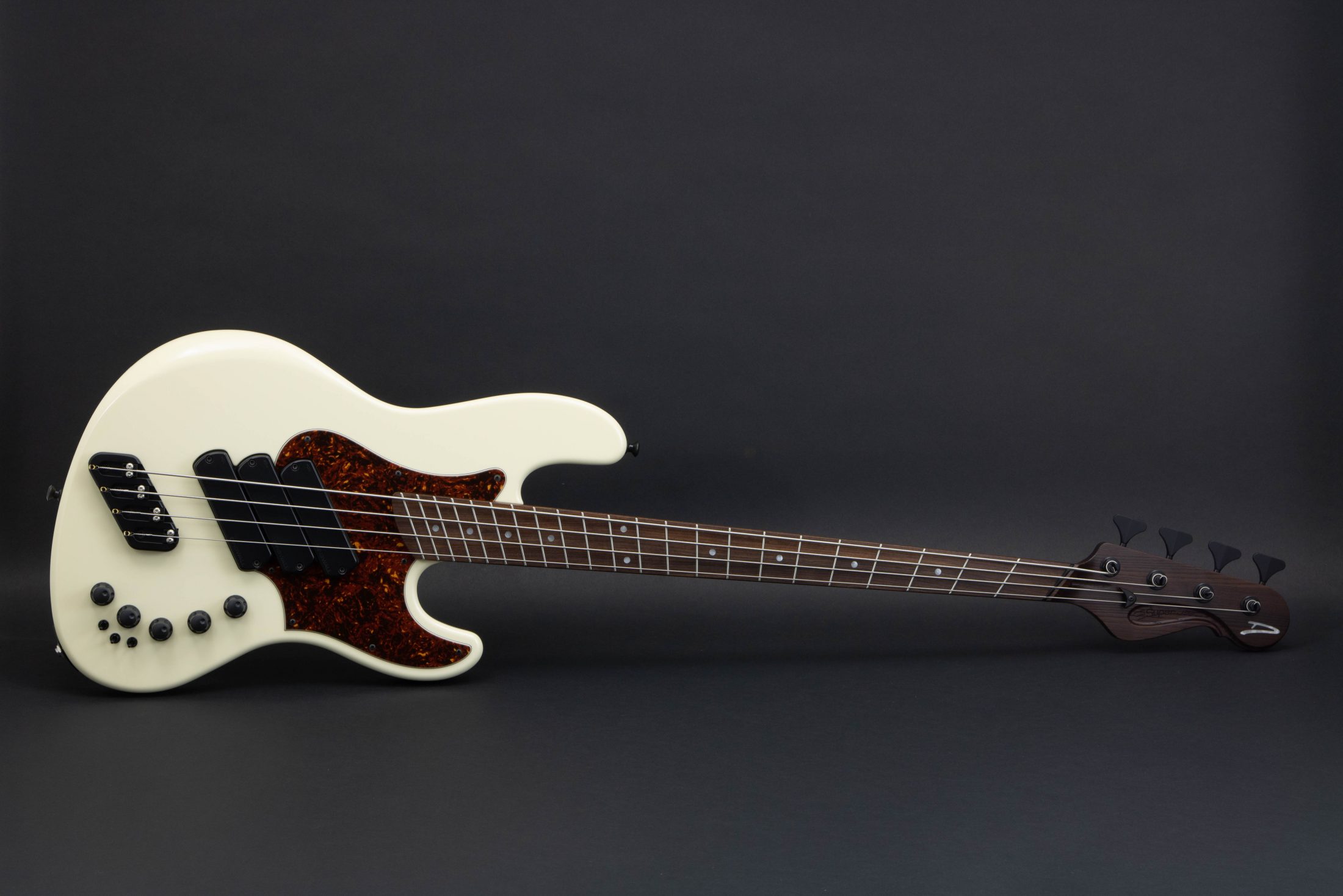 Super J – Dingwall