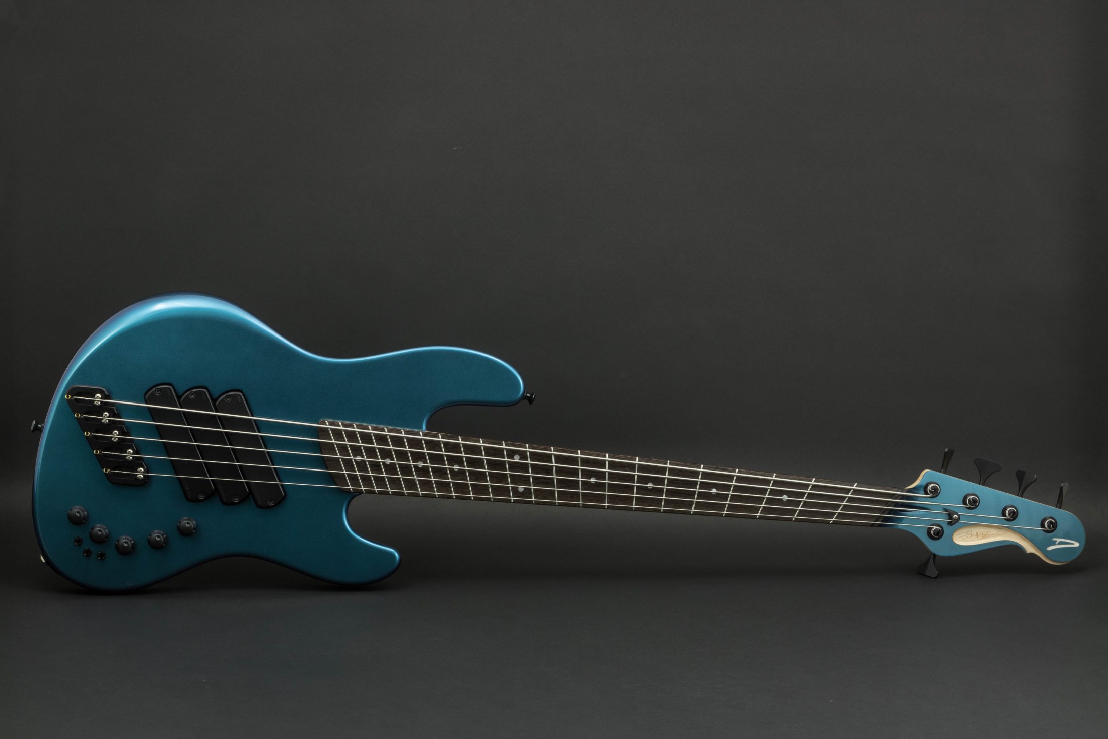 Super J – Dingwall